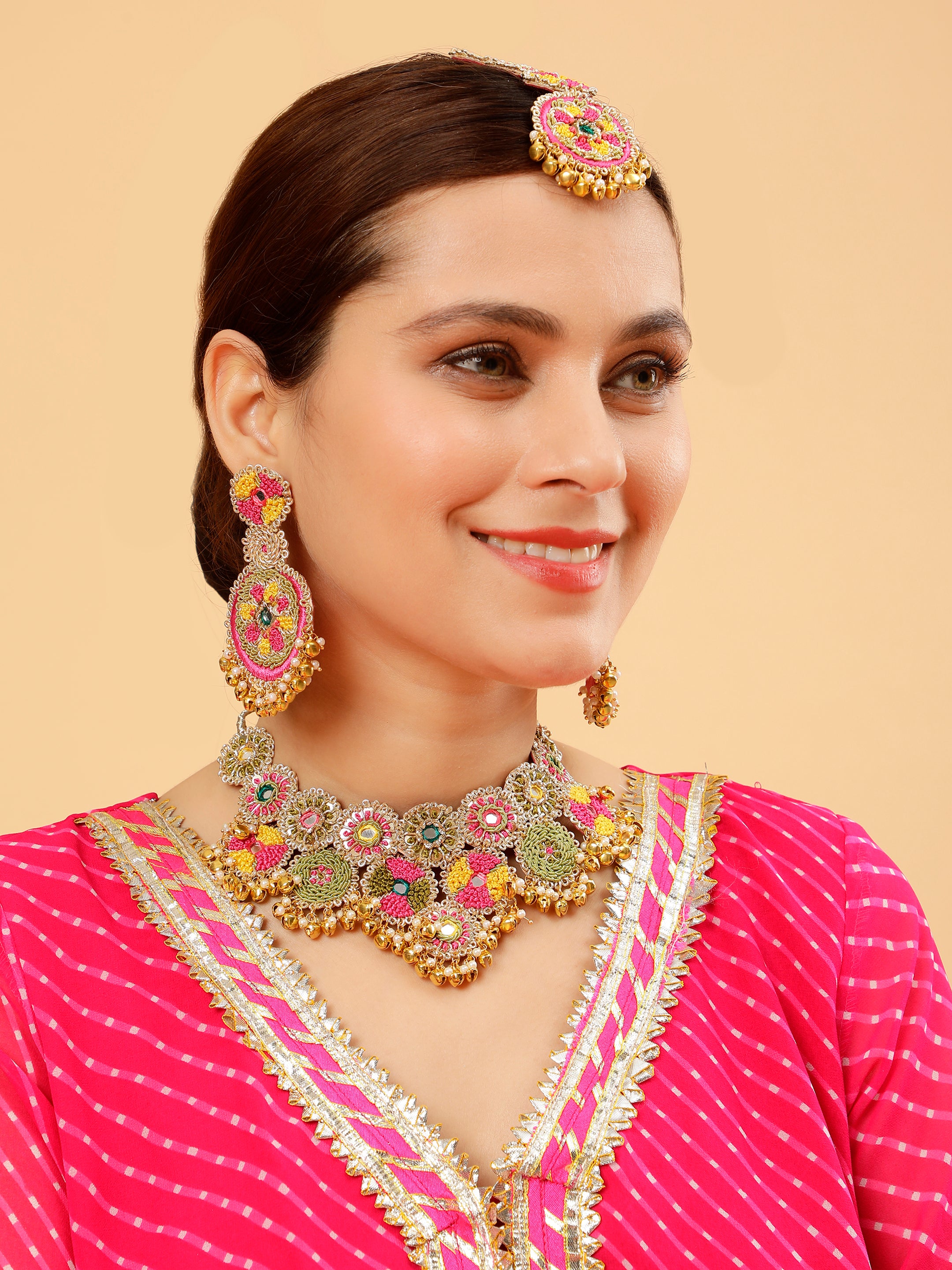 Noor Earrings Mangtikka Necklace Tonoto noor-earrings-mangtikka-necklace-tonoto